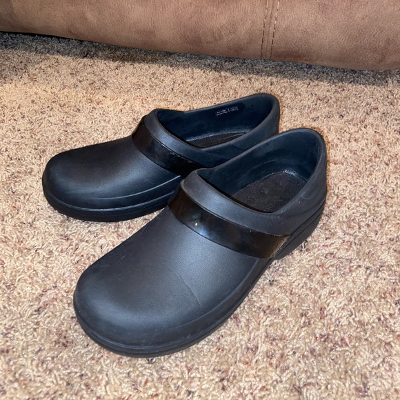 CROCS | Shoes | Crocs Nurse Shoesclogs | Poshmark